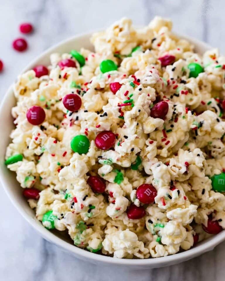 Puffcorn Christmas Munch: Festive Holiday Snack Recipe